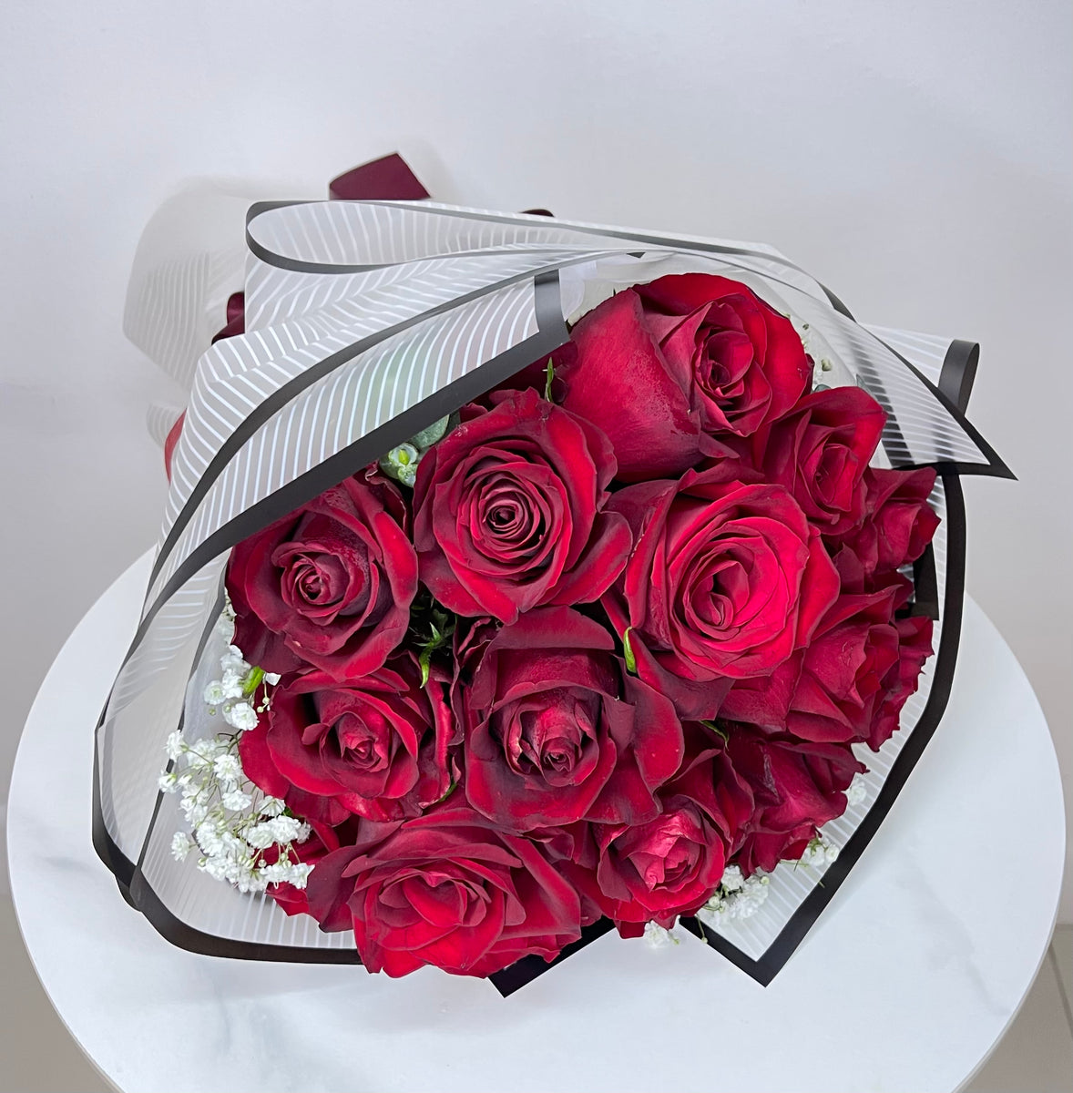 Sincerely Yours I Red Rose Bouquet – D'Hummingbird Online Floral